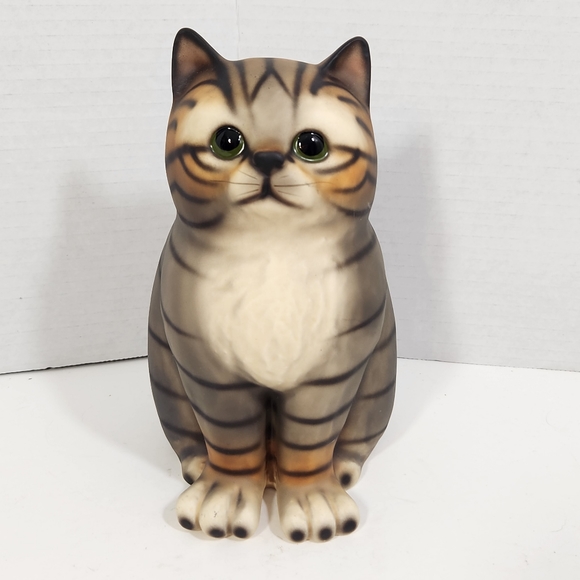Art | Tabby Cat Statue Ceranuc Matte Green Eyes Japan Vintage Harvey ...